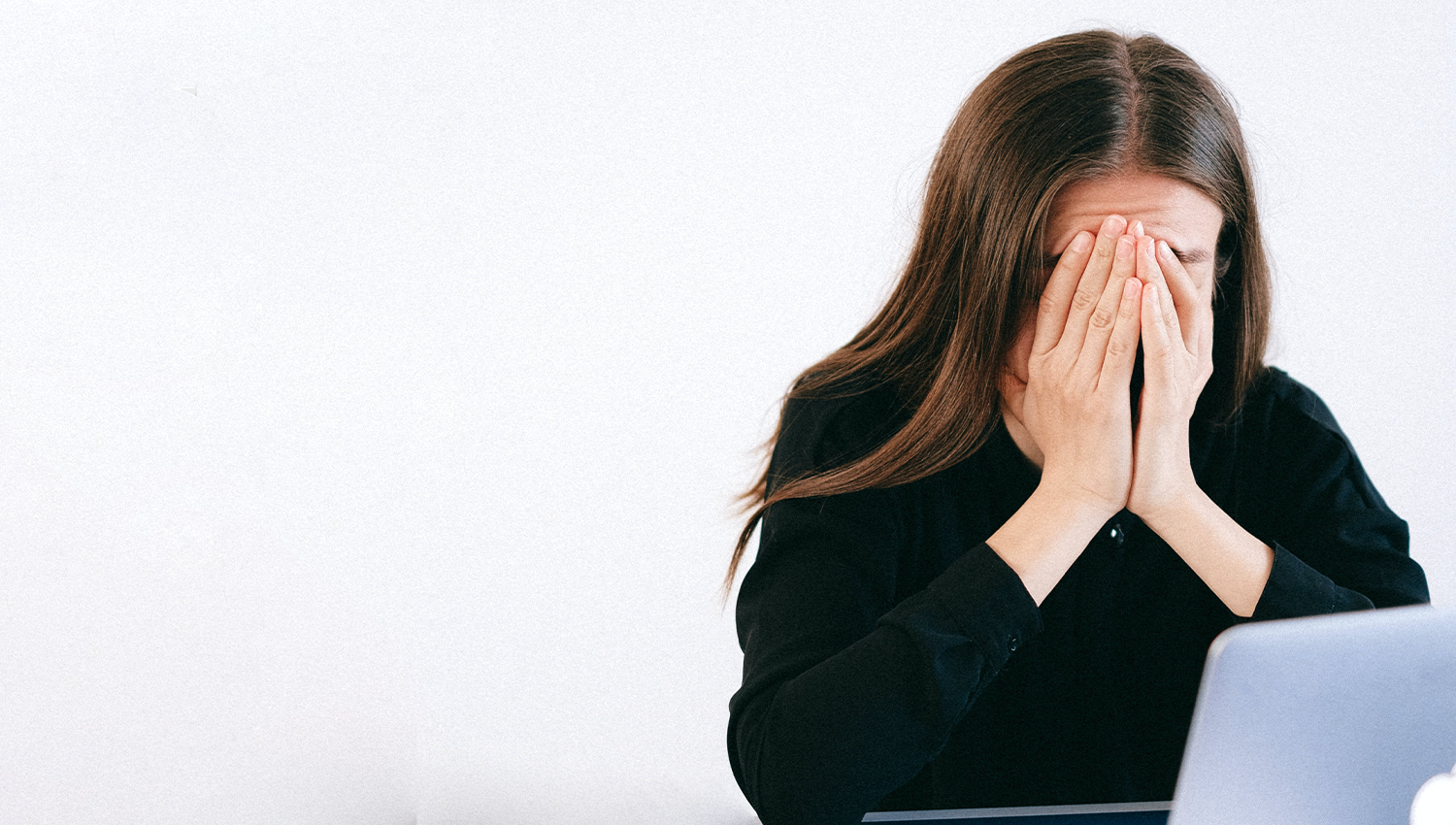 Essential Guide: How to Professionally Terminate Employees | Dos & Don’ts